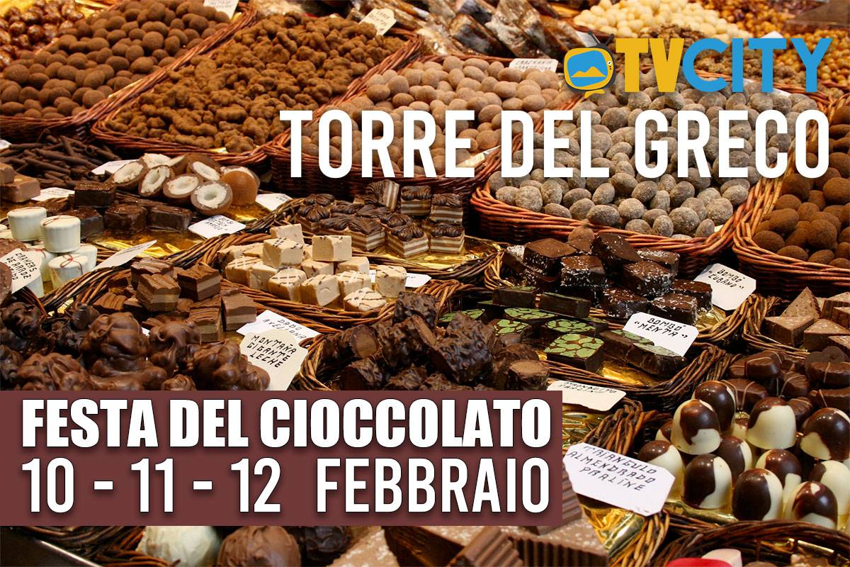 A Torre del Greco parte la festa del cioccolato, stand a piazza Santa Croce